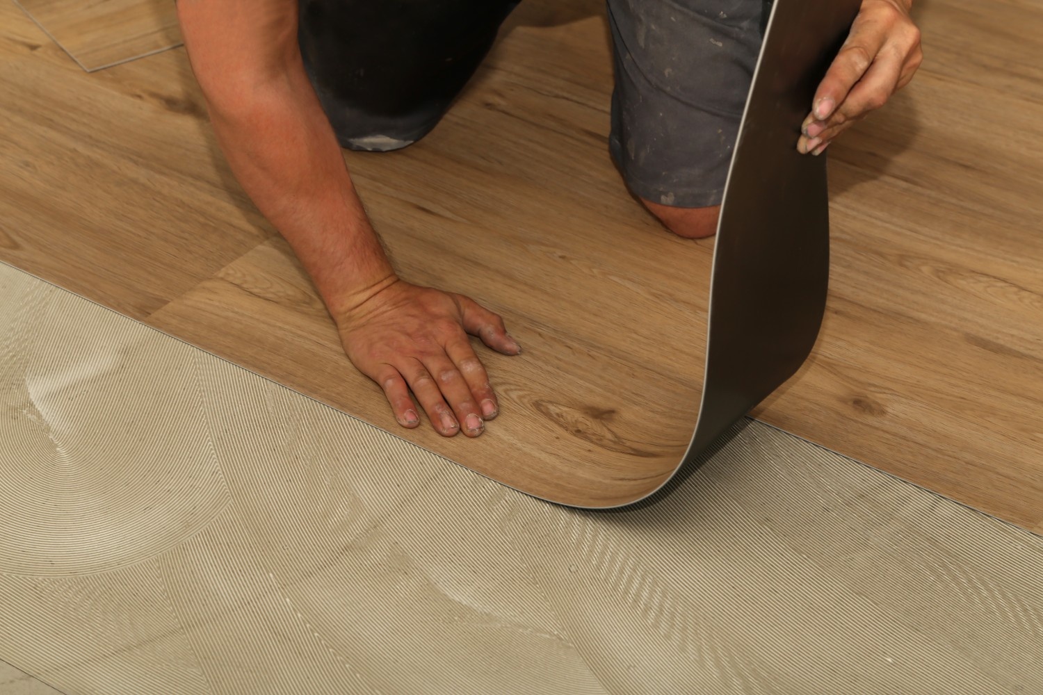 Types of Commercial Vinyl Flooring: Which one to Choose?
